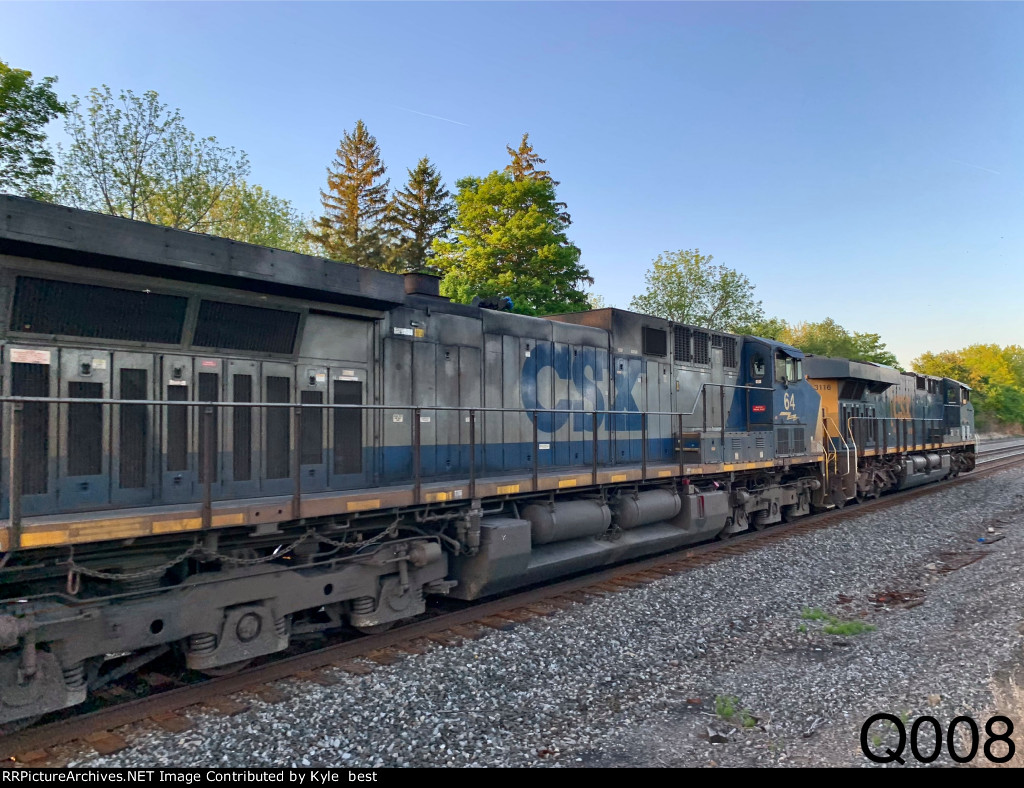 CSX 64 on Q008